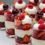 Verrines aux Fruits Rouges et Crème Chantilly – Recettes Pratiques